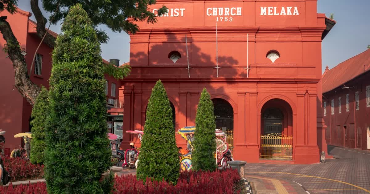 Malaysia History & Heritage Guide - Museums, Sites & Culture